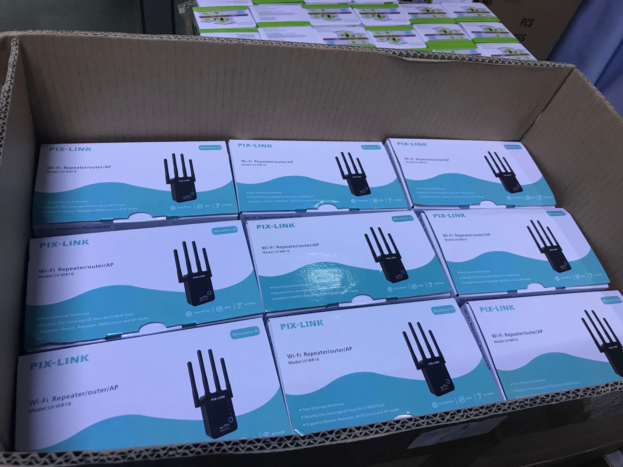 300M Wireless Repeater WR16Q – Pix-Link